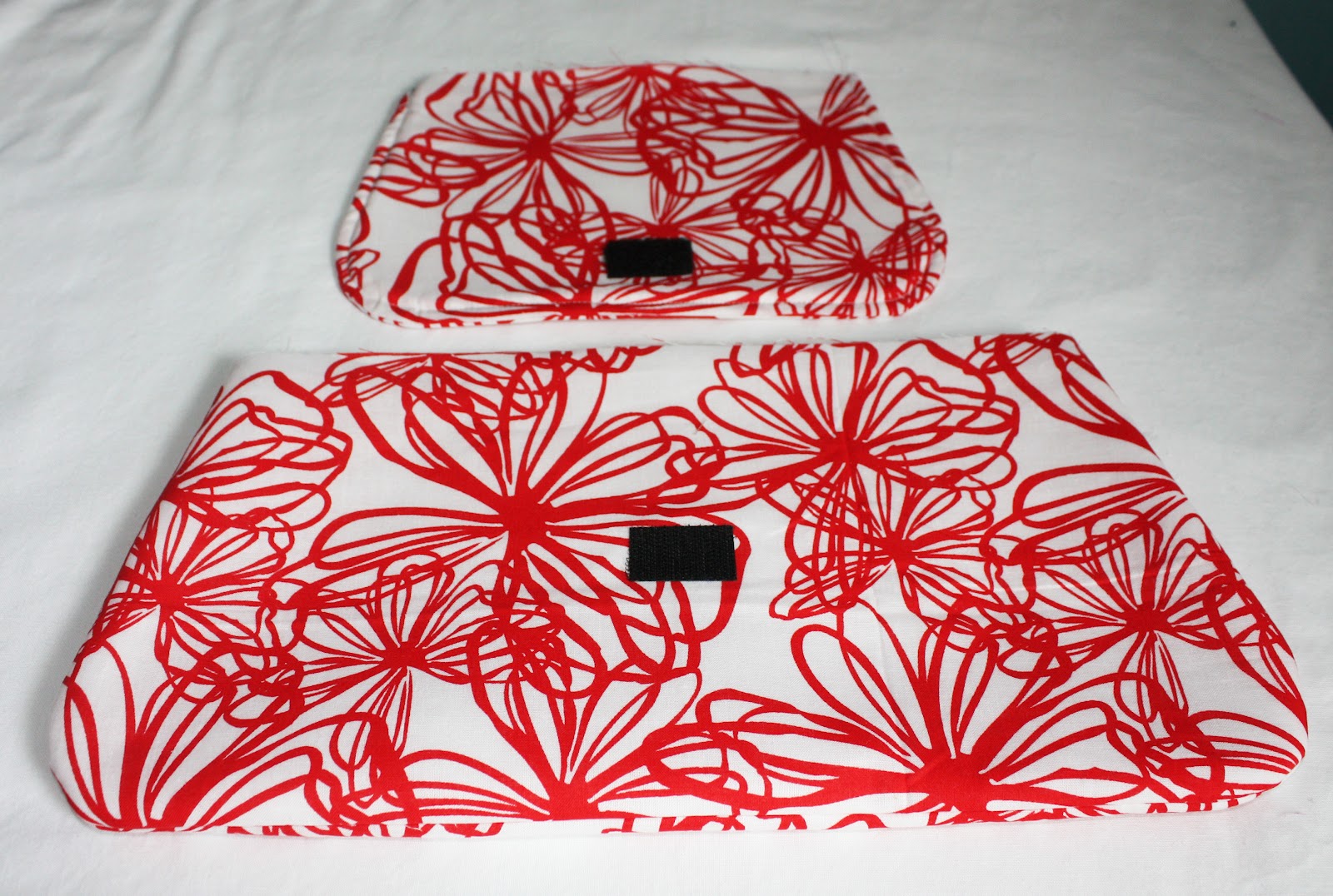 tiny seamstress designs: A simple clutch tutorial