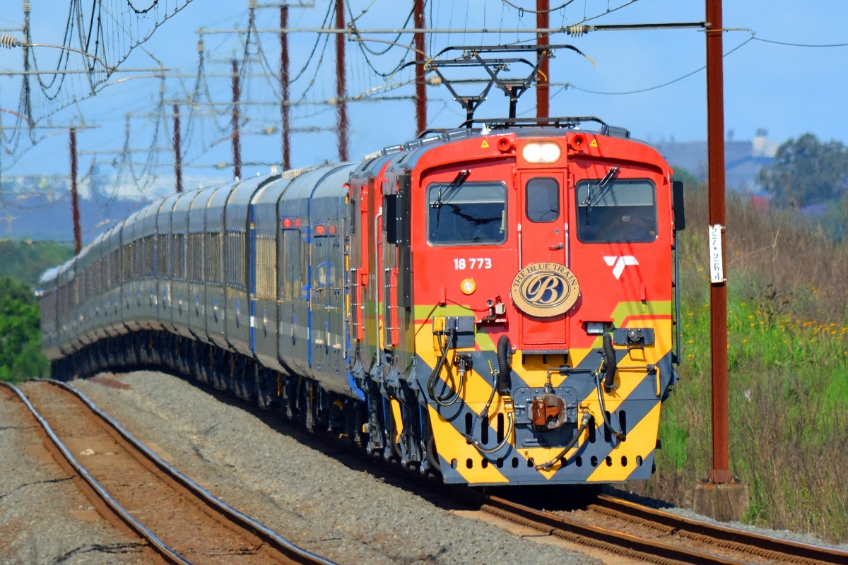 SAR CONNECTA: Brand new to the Transnet Freight Rail fleet, 18-773 & 18 ...