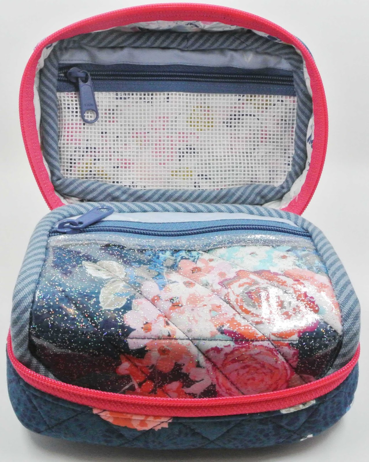 a notion to sew: Treasures and Trinkets Case