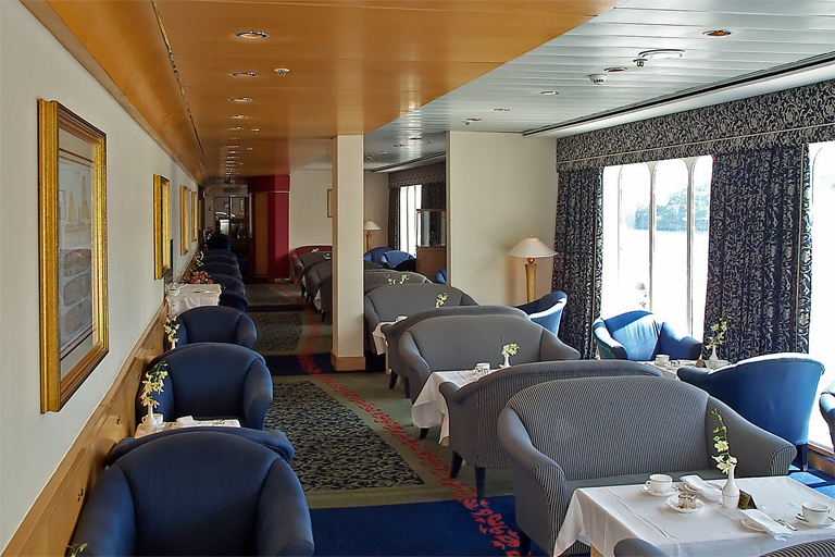 My Cruise Ship Experiences: QE2 Voyages (1999 - 2003)