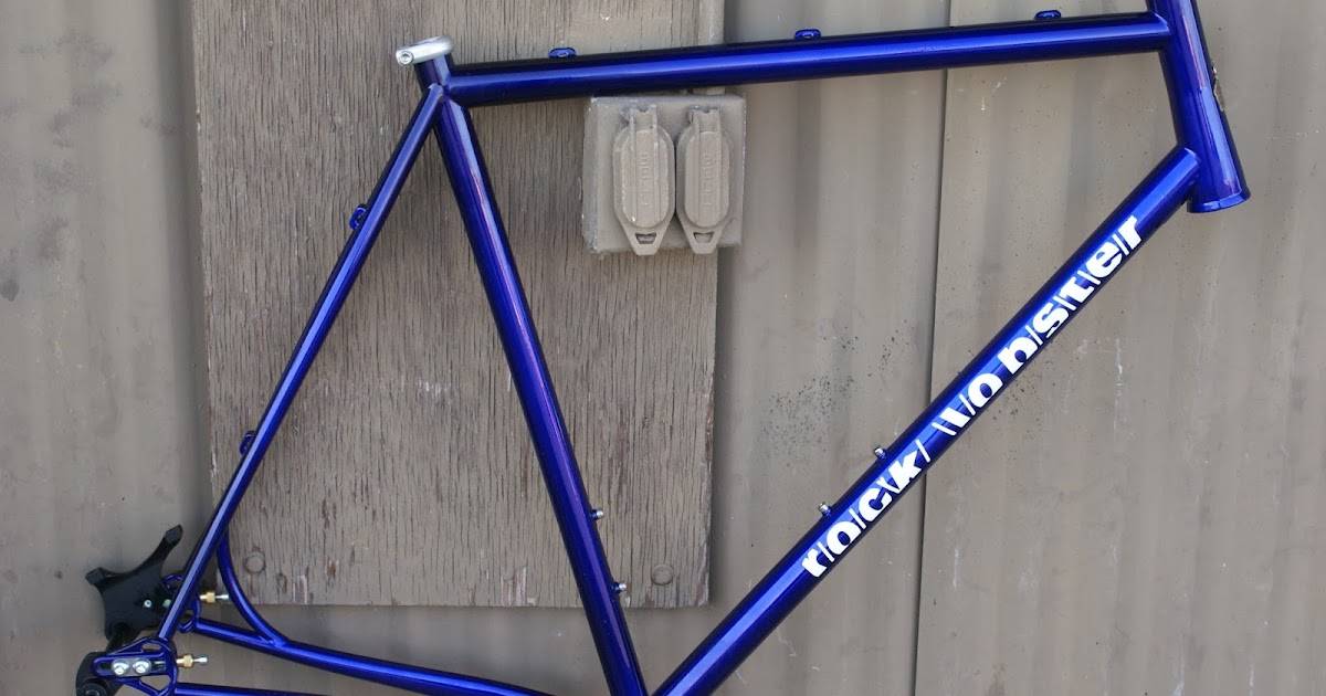 what's up in Santa Cruz: Single speed disc CX frame in steel