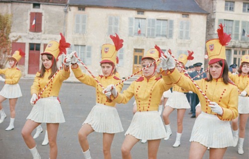 Emmanuel Chaussade: Les majorettes