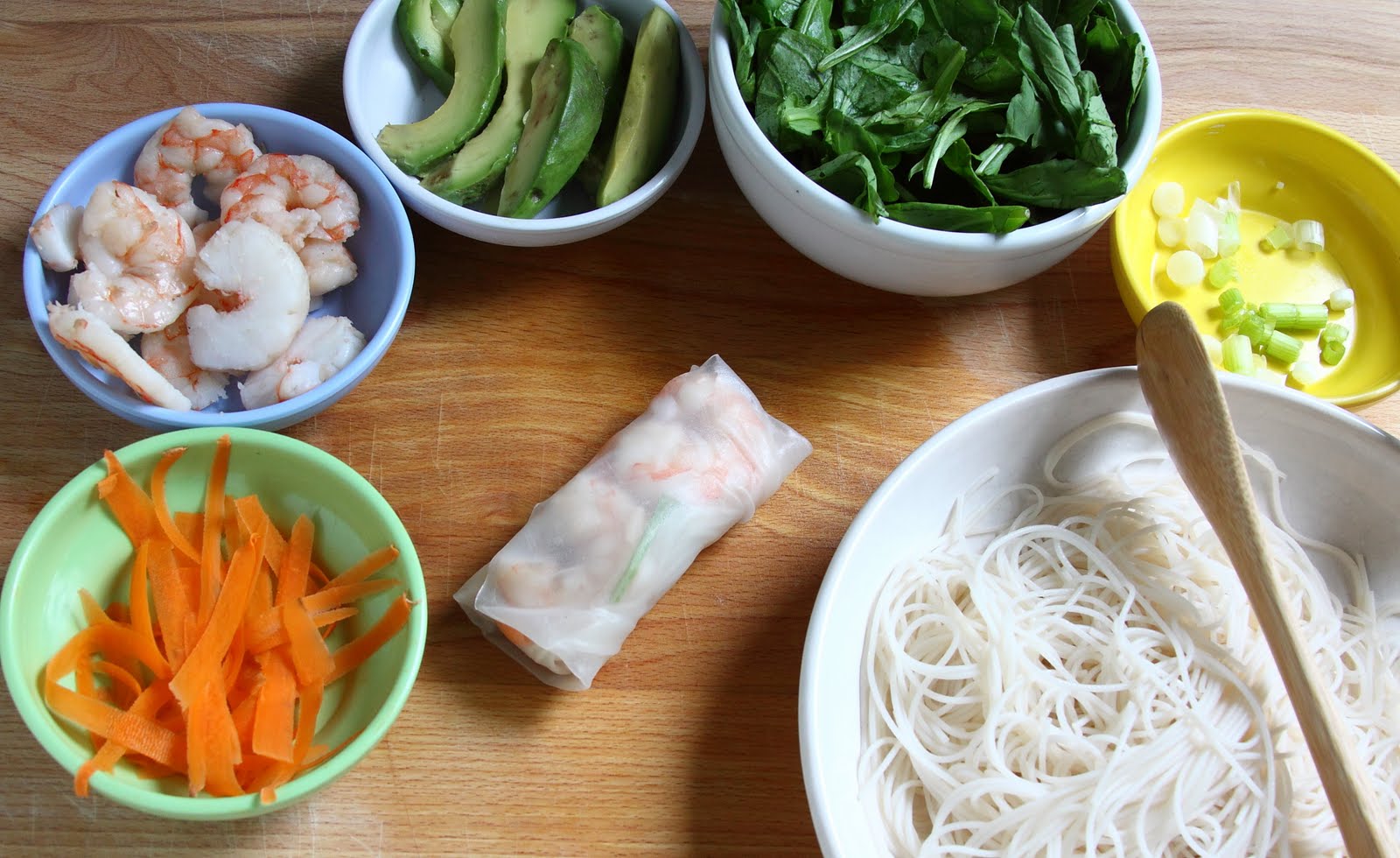 ShowFood Chef: Jasmine Tea Poached Shrimp Summer Rolls
