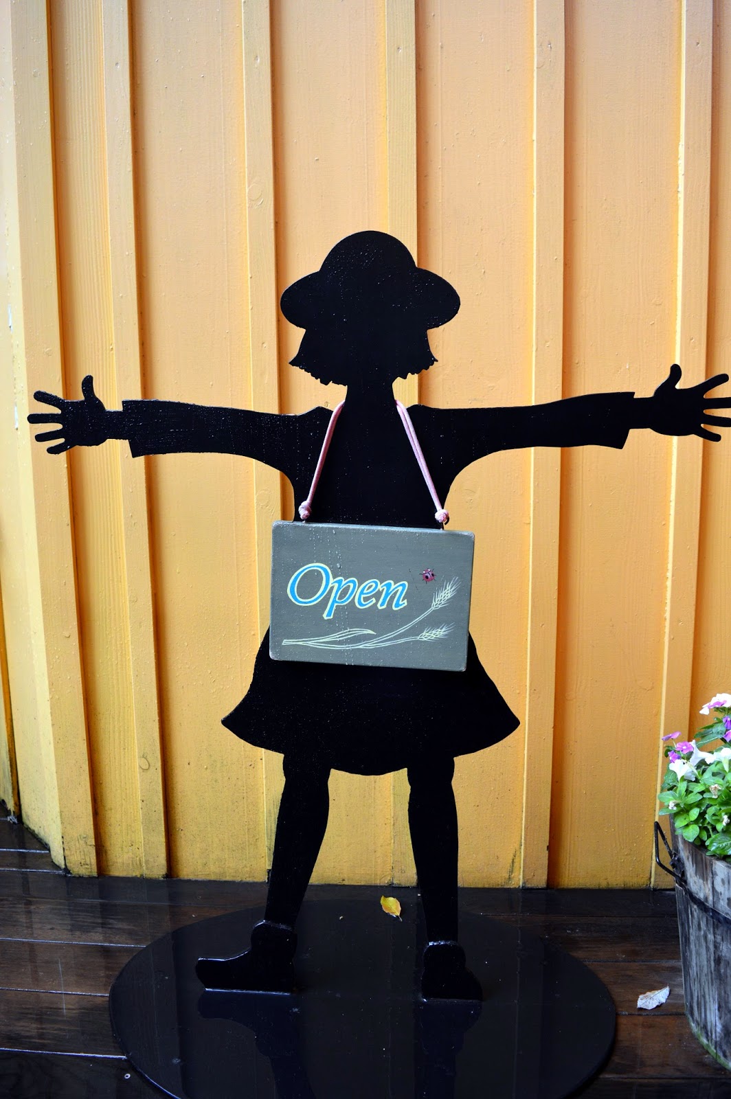 Tokyo: Straw Hat Cafe at Ghibli Museum - The Cube