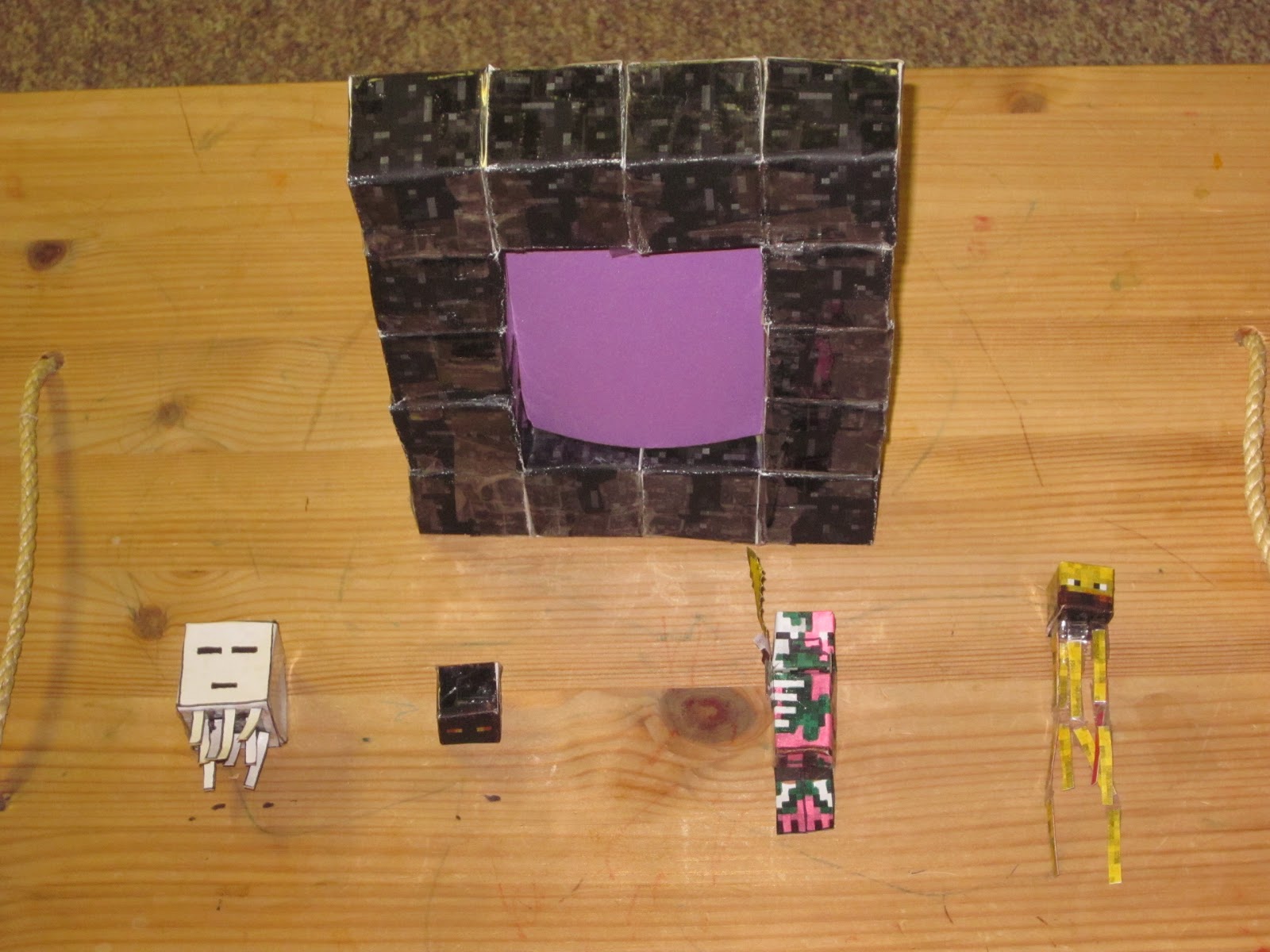 Aidan's Aspie Corner: Minecraft Paper Art 2.0!