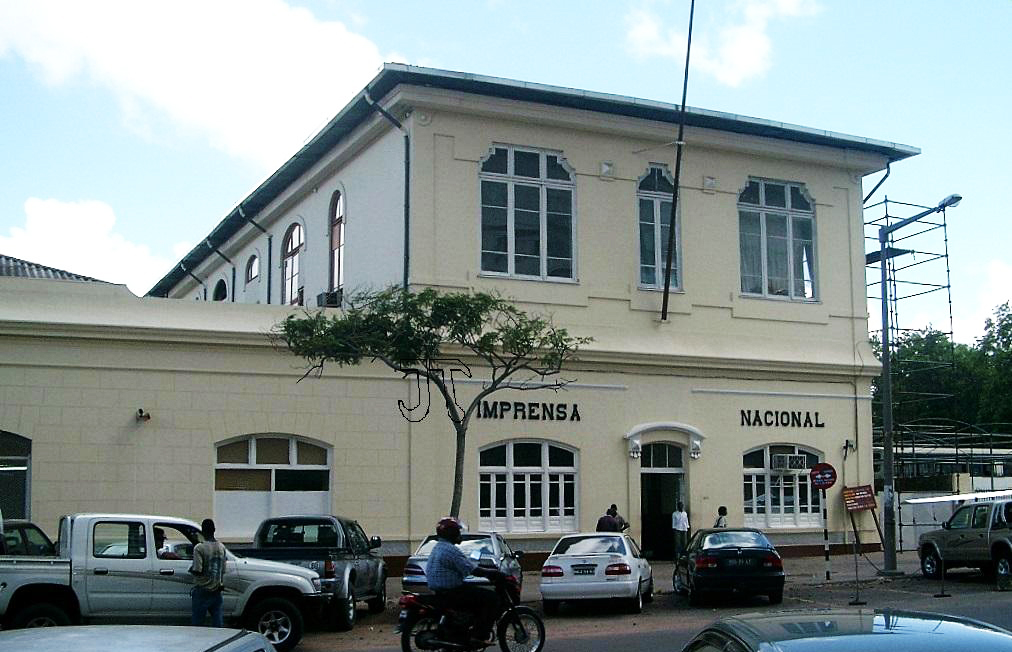 Históricas Imprensa Nacional e Cadeia Civil na Baixa de Maputo, Moçambique