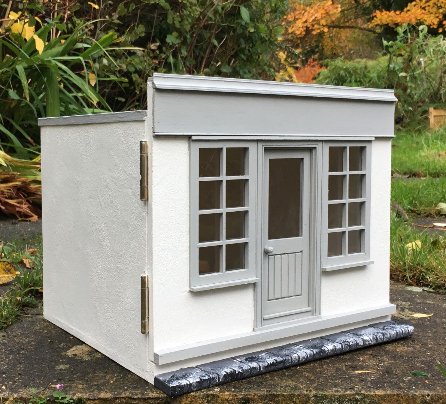 Julie's dolls house blog: 1/12th Scale Shop