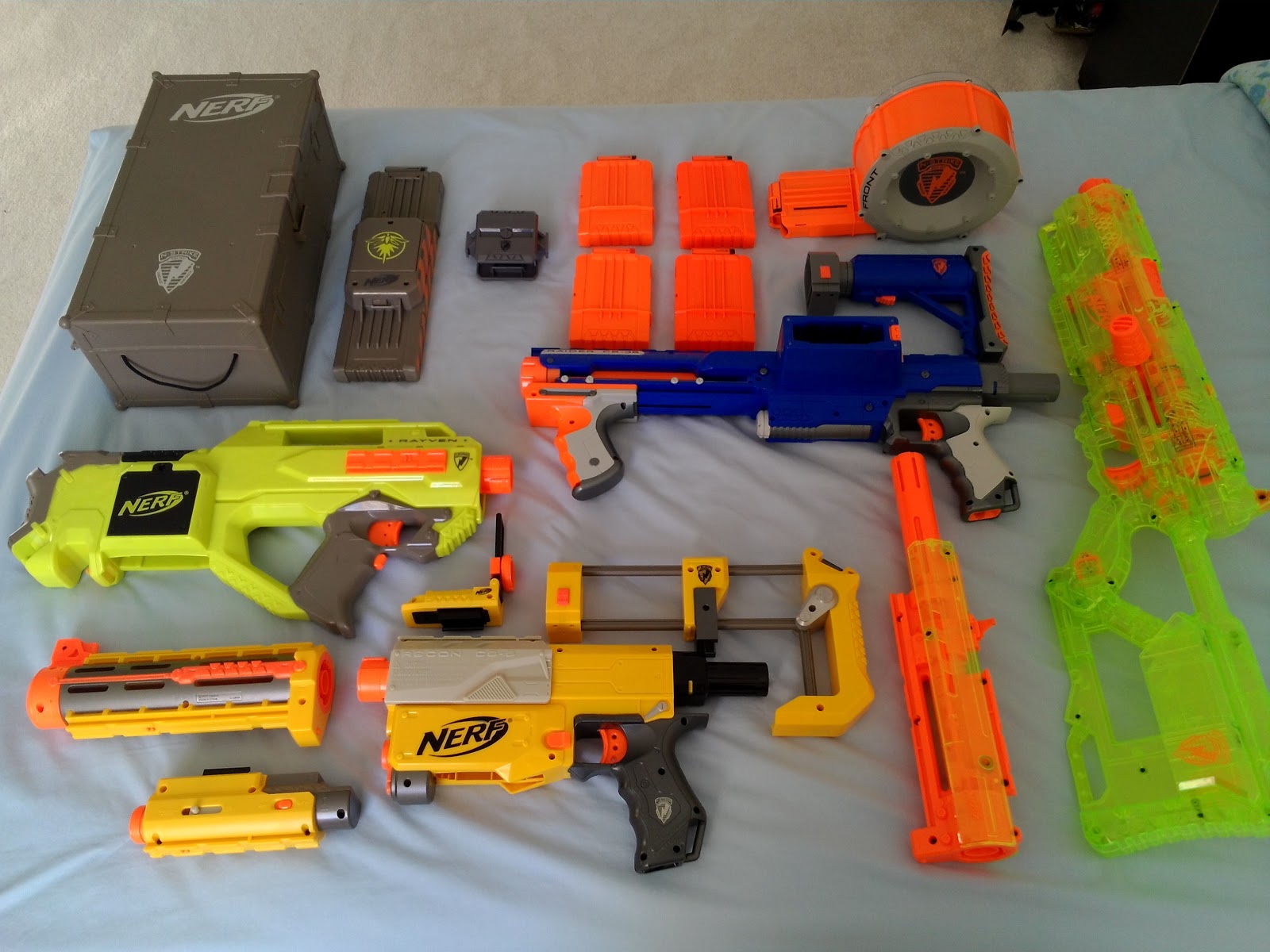 Ben-Ohki MuYo!! ...Easily Amused: Nerf Armory