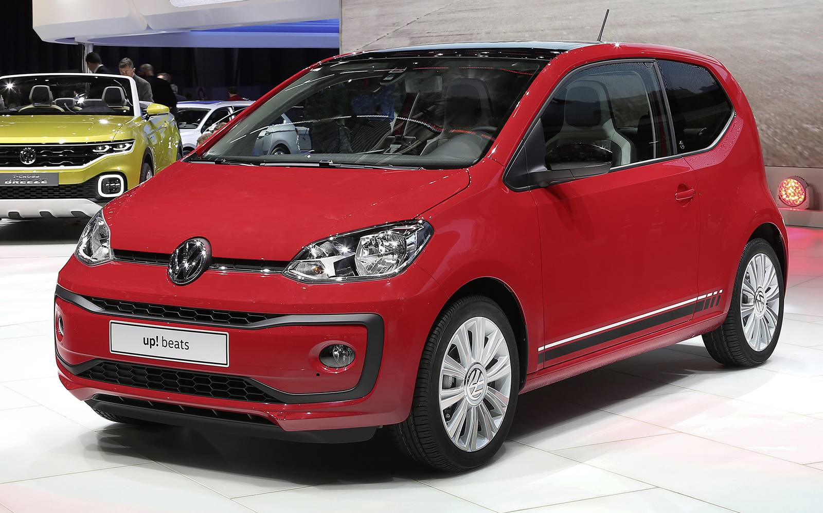 Volkswagen Up!: facelift, novo interior e melhorias em 2017