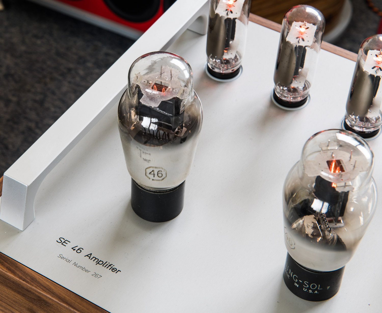 VinylSavor: The All Silver 46 Drive 46 Amplifier