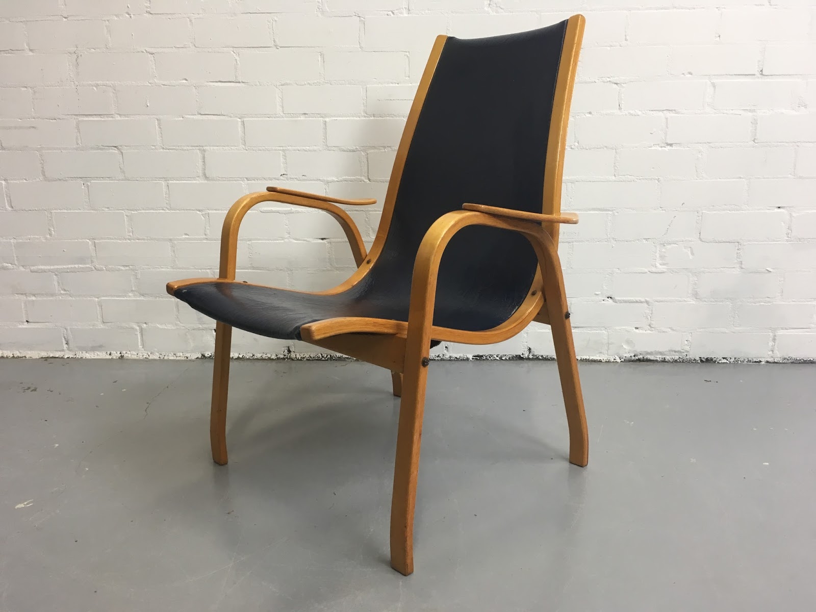 Tolve* {* Art & Design}: SOLD Rare model Yngve Ekstrom chair