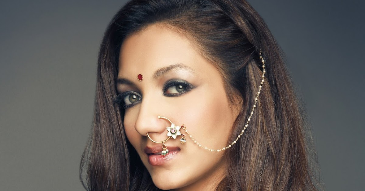 DESI ACTRESS PICTURES: Actress Shivani Joshi Stills ★ Desipixer