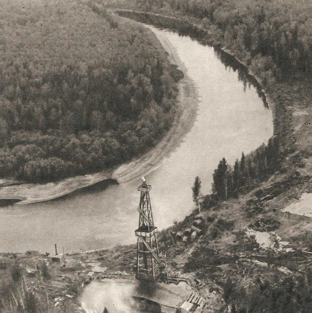 smiling faces sometimes: Soviet Siberia (16)