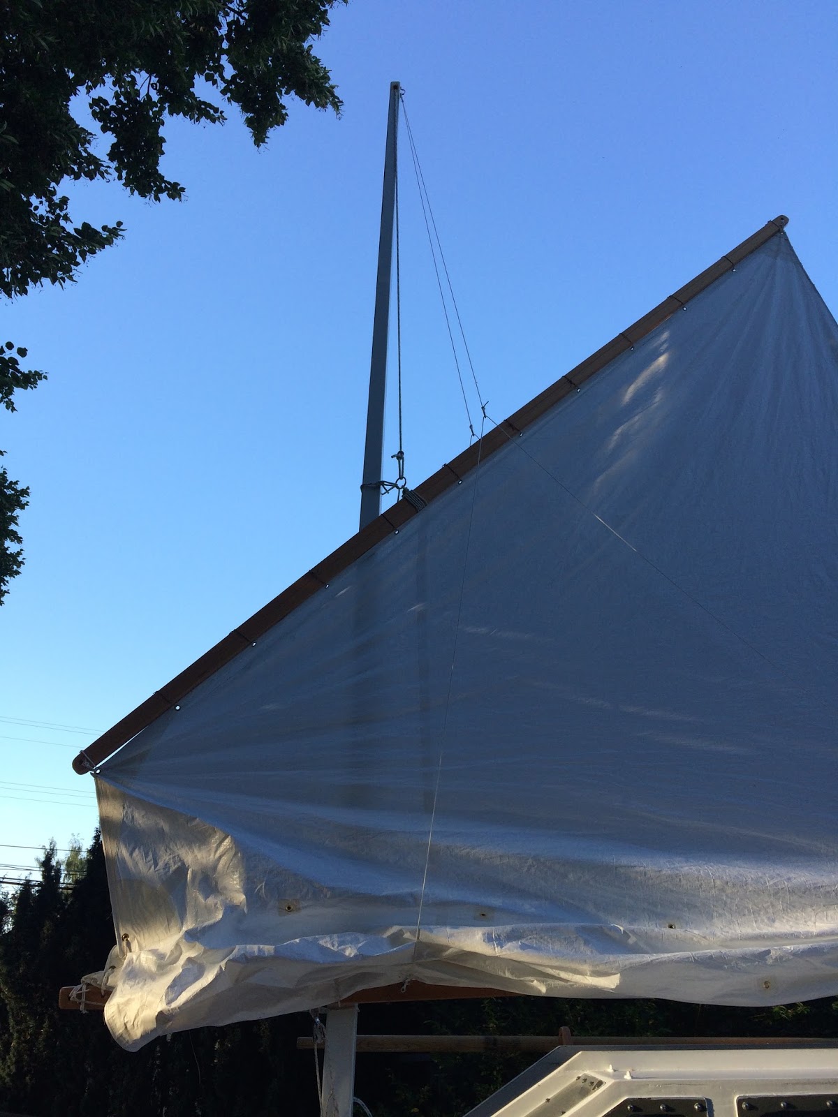 Michalak Robbsboat build: Rigging details at this point.