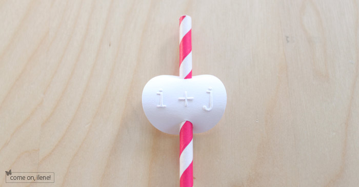 postcards and pretties: {guest post} custom straw tags