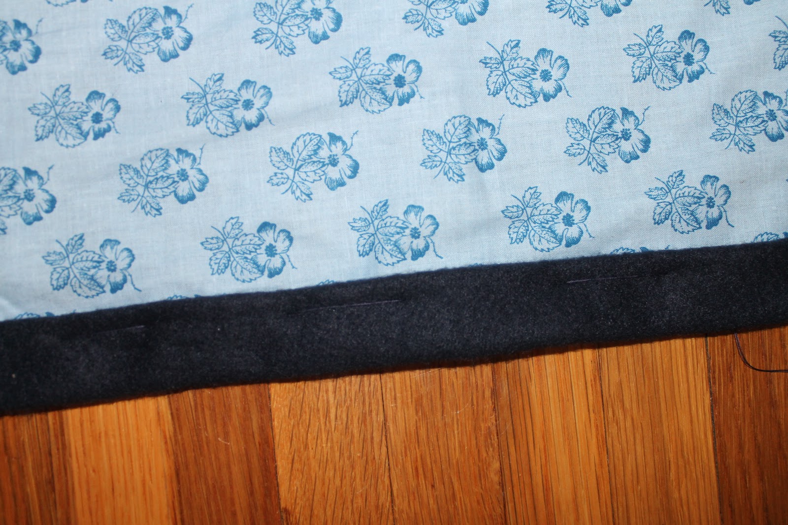 Kristen's Creative Corner: "Sheet Blanket" Using Back of Blanket as Binding