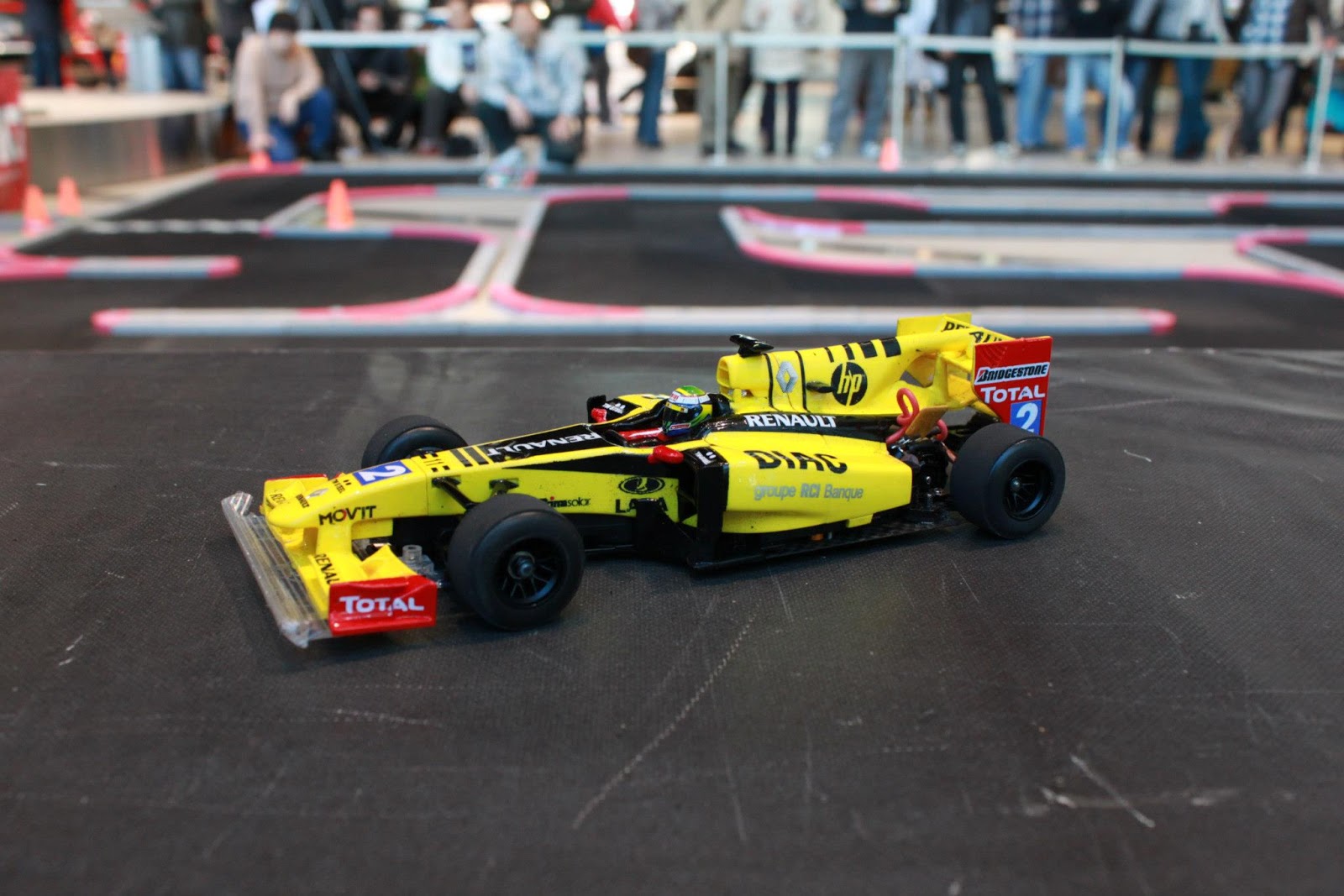 KYOSHOSAN: Mini-Z CUP Japan F1 Class Pictures