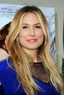Foto Dan Biodata Sarah Carter Paling Lengkap