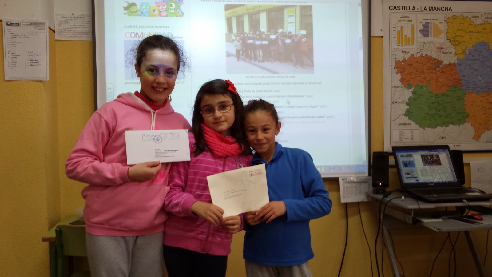 CON LÁPIZ Y TECLAS: Trabajando la información y preparando la exposición