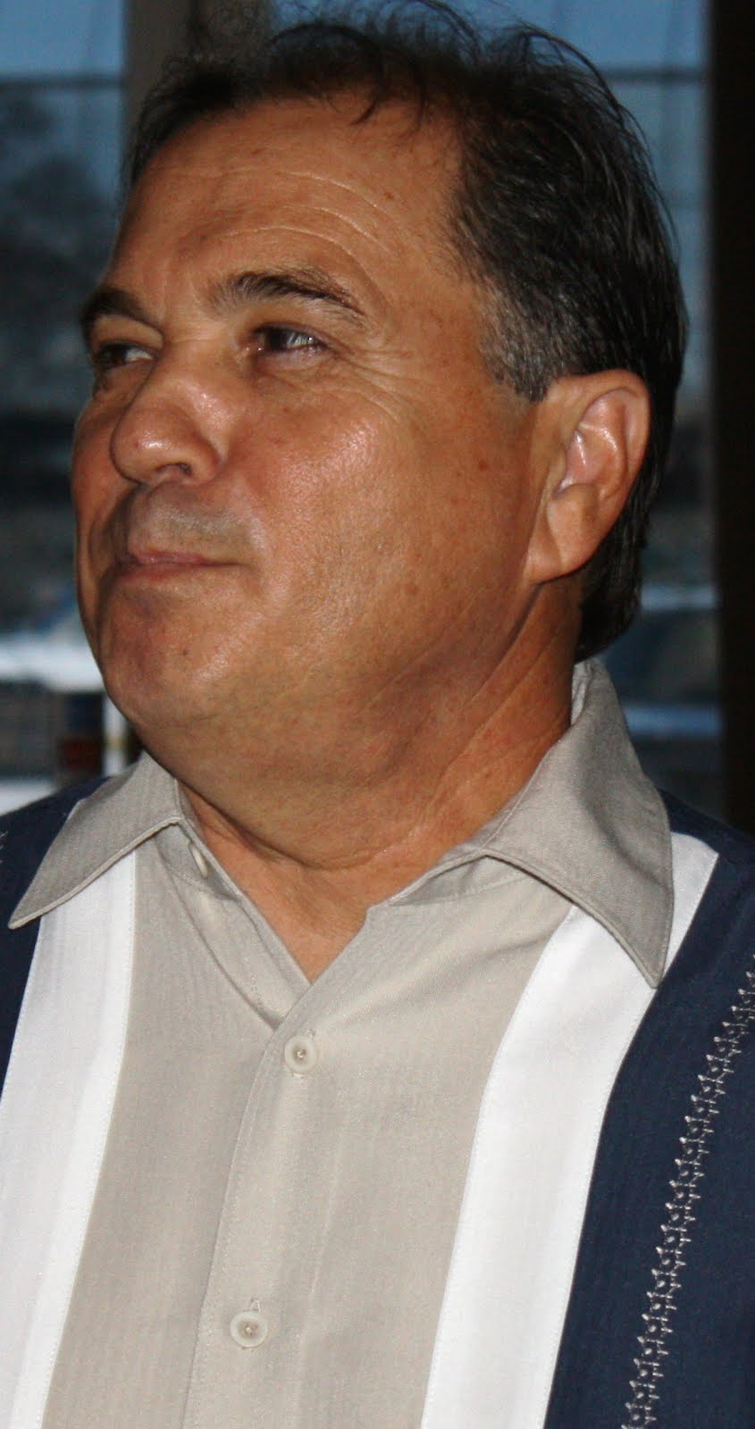 Walker Report - Shedding Light on Bexar County: Supporters turn out for ...