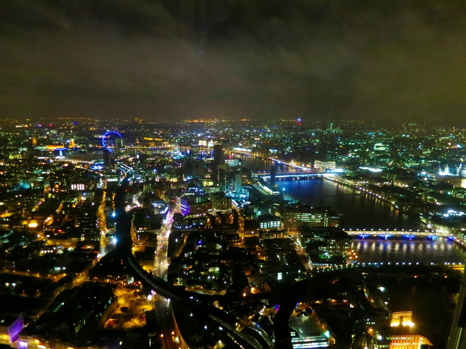 Study Notes for Living on Earth: View from The Shard at Night