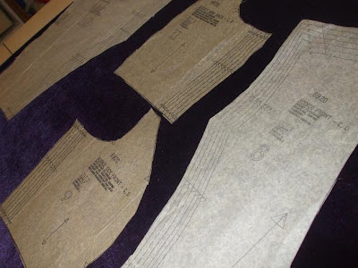 Gingerbread Crafts: Sewing with Stretch Velvet. Sort of tutorial.