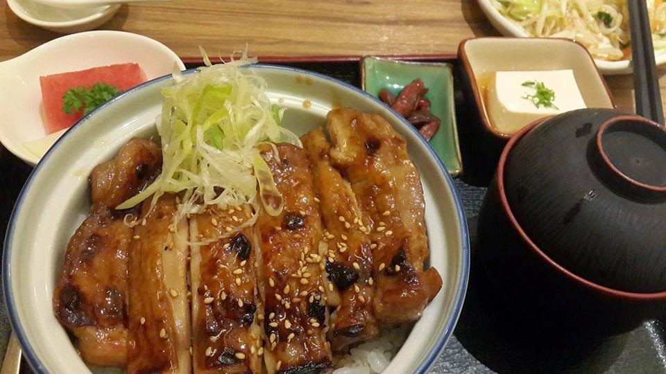 Shop.Holiday.Eat.Rest.: Tokyo Teppan & Tokyo Don @ Pavillion