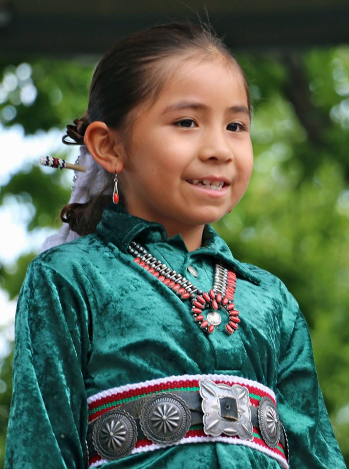 White Wolf : Precious Faces, Fabulous Clothes! Portraits From Indian ...