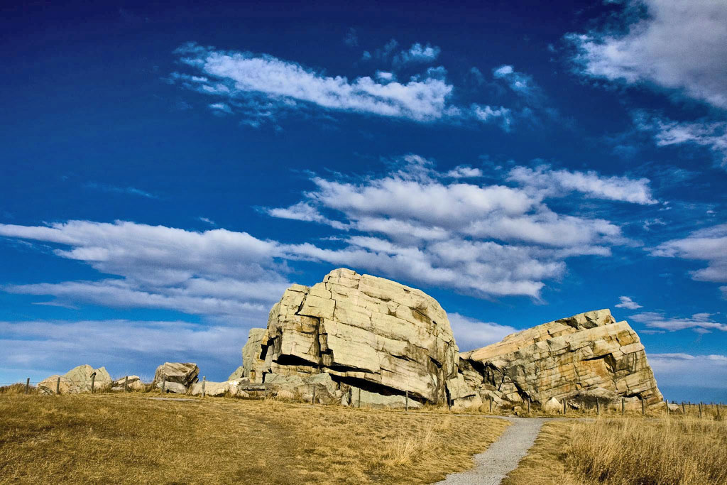 Earth Science Guy: World's Largest Erratic is Part of Foothills Erratic ...