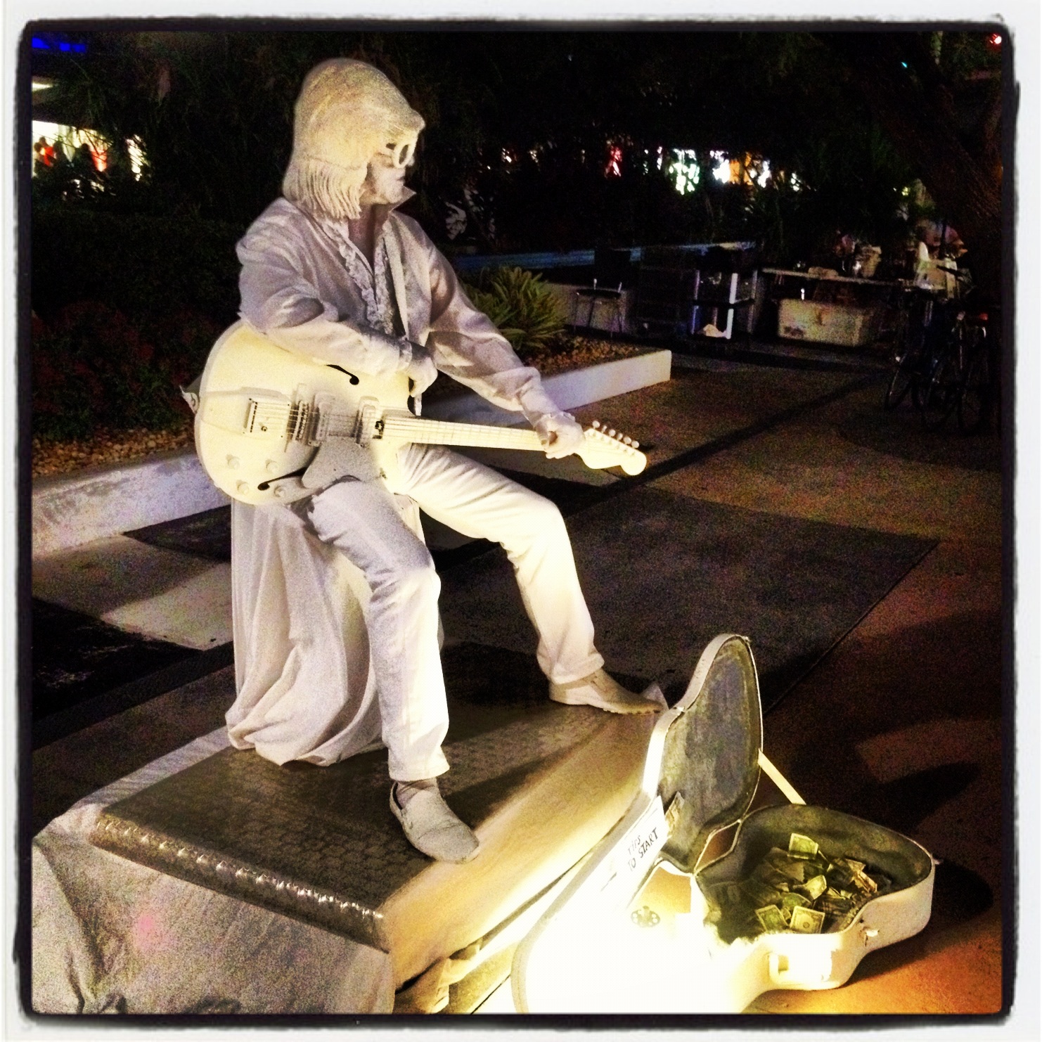 Miami Insider: Ghost of Elvis Presley:)