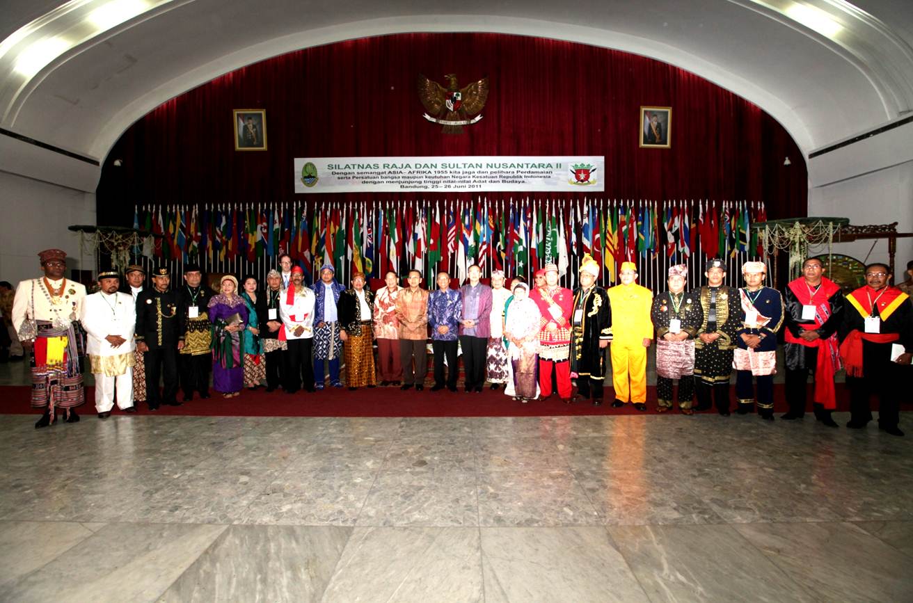 RAJA SAMU SAMU VI: Raja Samu Samu VI De Laatste Van Koning Stamboom ...