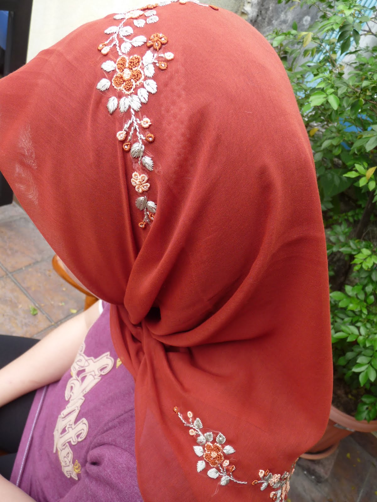 Faasz Koleksi Tudung Bawal Crown, Telekung dan Aksesori: Sulam Bunga ...