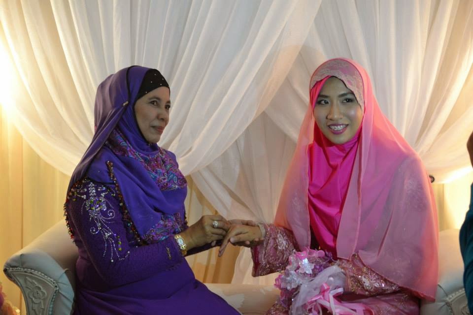 Masa cincin disarungkan tunang simple