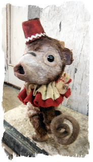 Whendi's Bears: NEW DESIGN... NEW DESIGN.... a MUNKI ....