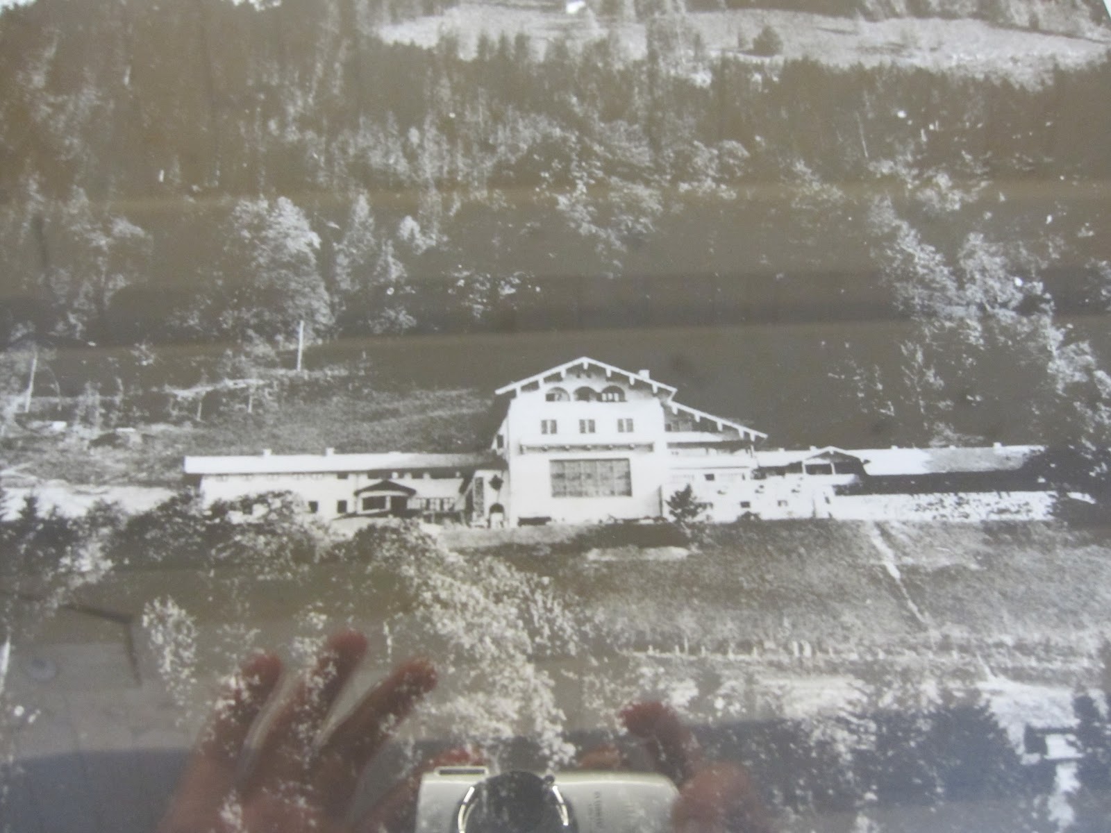 In 1938, Hitler's home was featured in Home & Gardens. : r/history