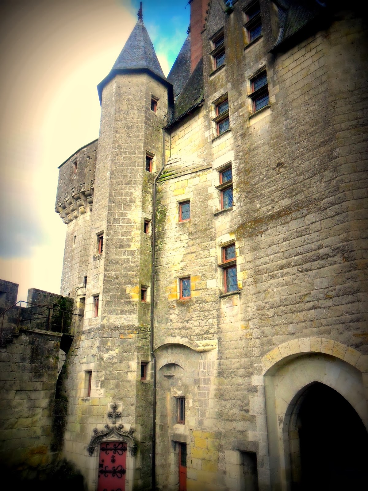 Visiting Langeais on the traces of Fulk Nerra, the Black Knight ...