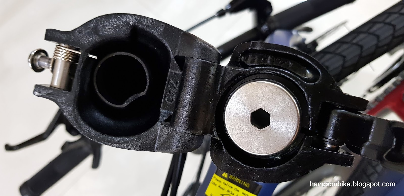 Hands On Bike: Java Neo 2 Folding Bike: Introduction Part 2 of 2