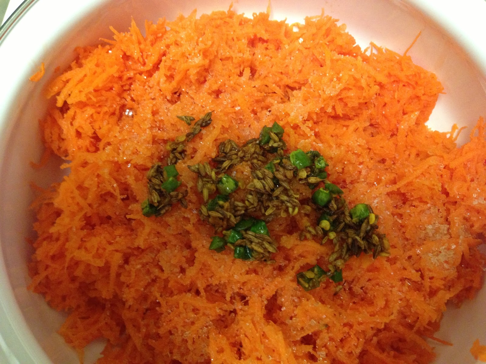 Straight From My Kitchen: Gajarachi Koshimbir (Carrot Raita)