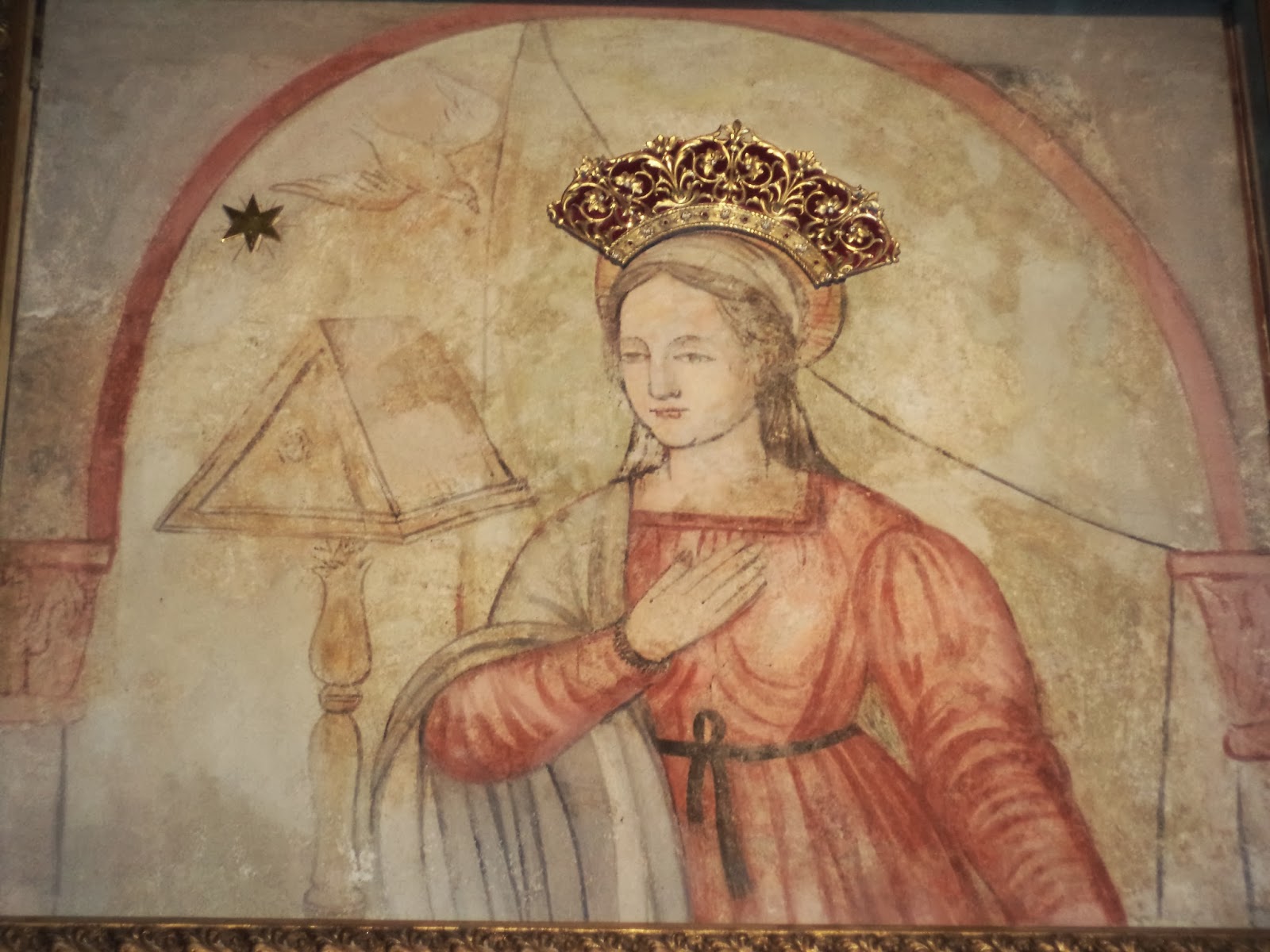 Santuario Madonna della Stella: Fosciandora: Una Statua e una Stella