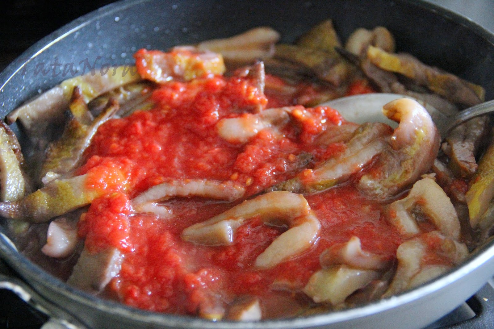 TataNora: CRESTE TRIFOLATE PER IL GALLO DI CASA E PER MTC.