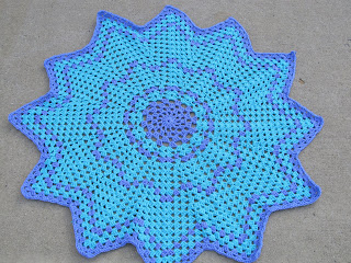 SmoothFox Crochet and Knit: SmoothFox's Granny Round Ripple 12 and 8 points