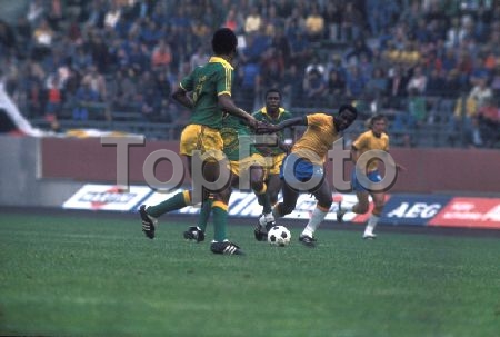 JOGOS DAS COPAS E IMAGENS: BRASIL X ZAIRE 1974