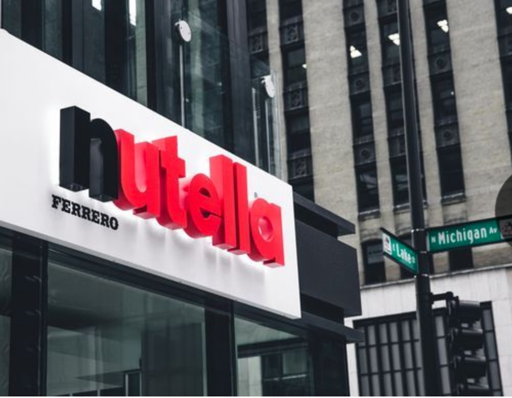 The Loud Mouth Italian: Nutella Cafe opens in Chicago