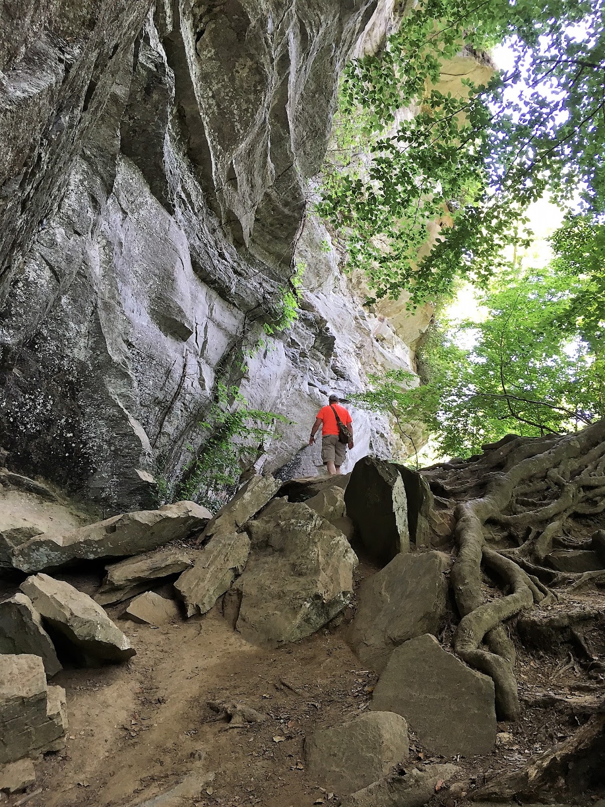 Hiking with a Fat Bald White Guy: RAVEN ROCK STATE PARK - RAVEN ROCK ...
