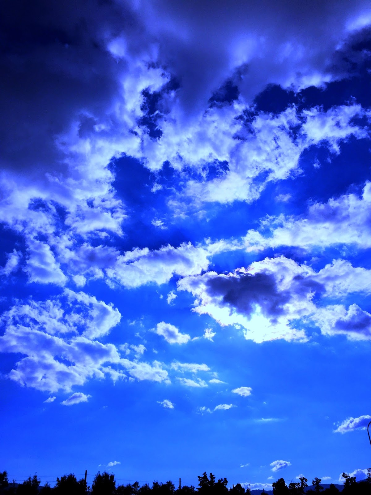 BAITOBEK ENDAY: Cielo azul(1)