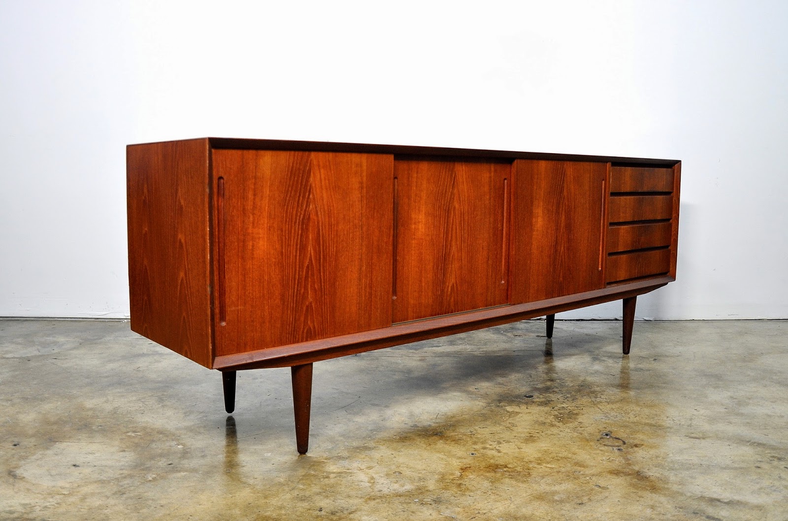 SELECT MODERN: Danish Modern Knud Nielsen for Losning Mobelfabrik Teak ...