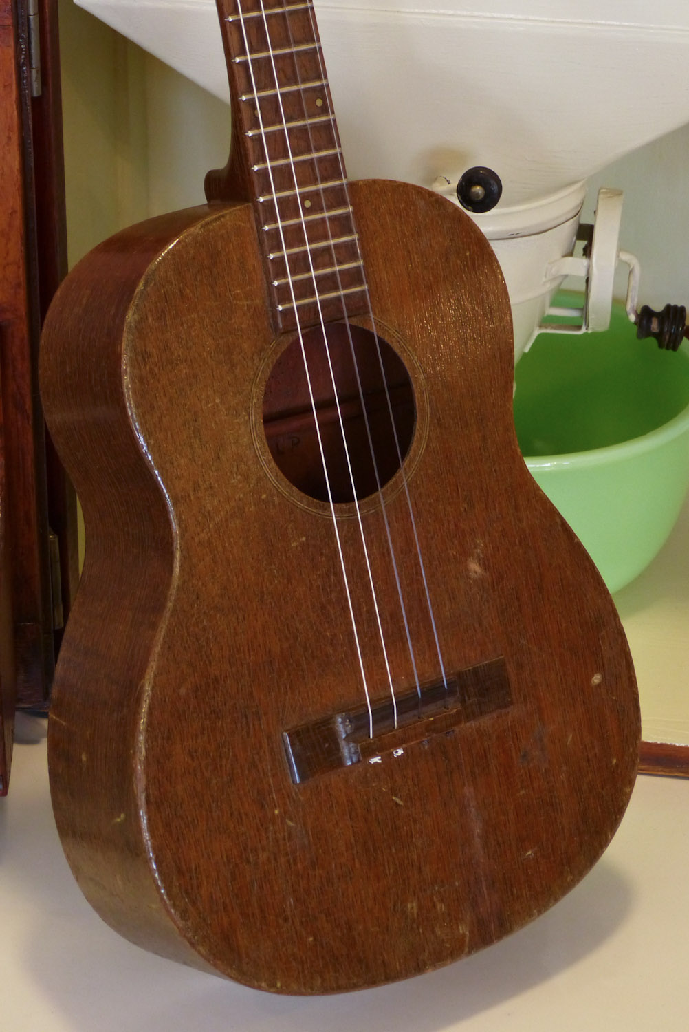 1950s Favilla Baritone Ukulele