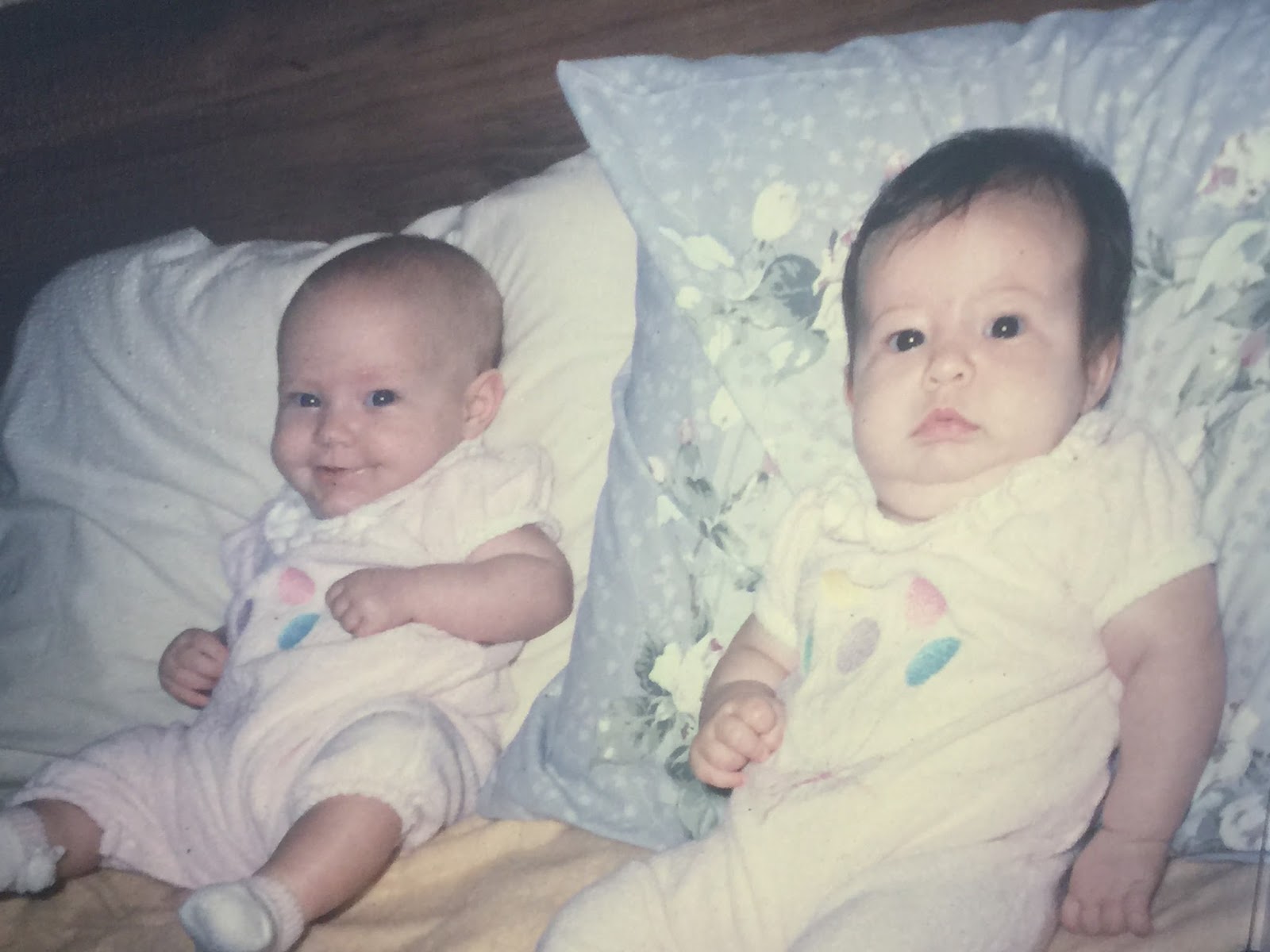 Growing Up a Twin: A real mom's experience as a twin