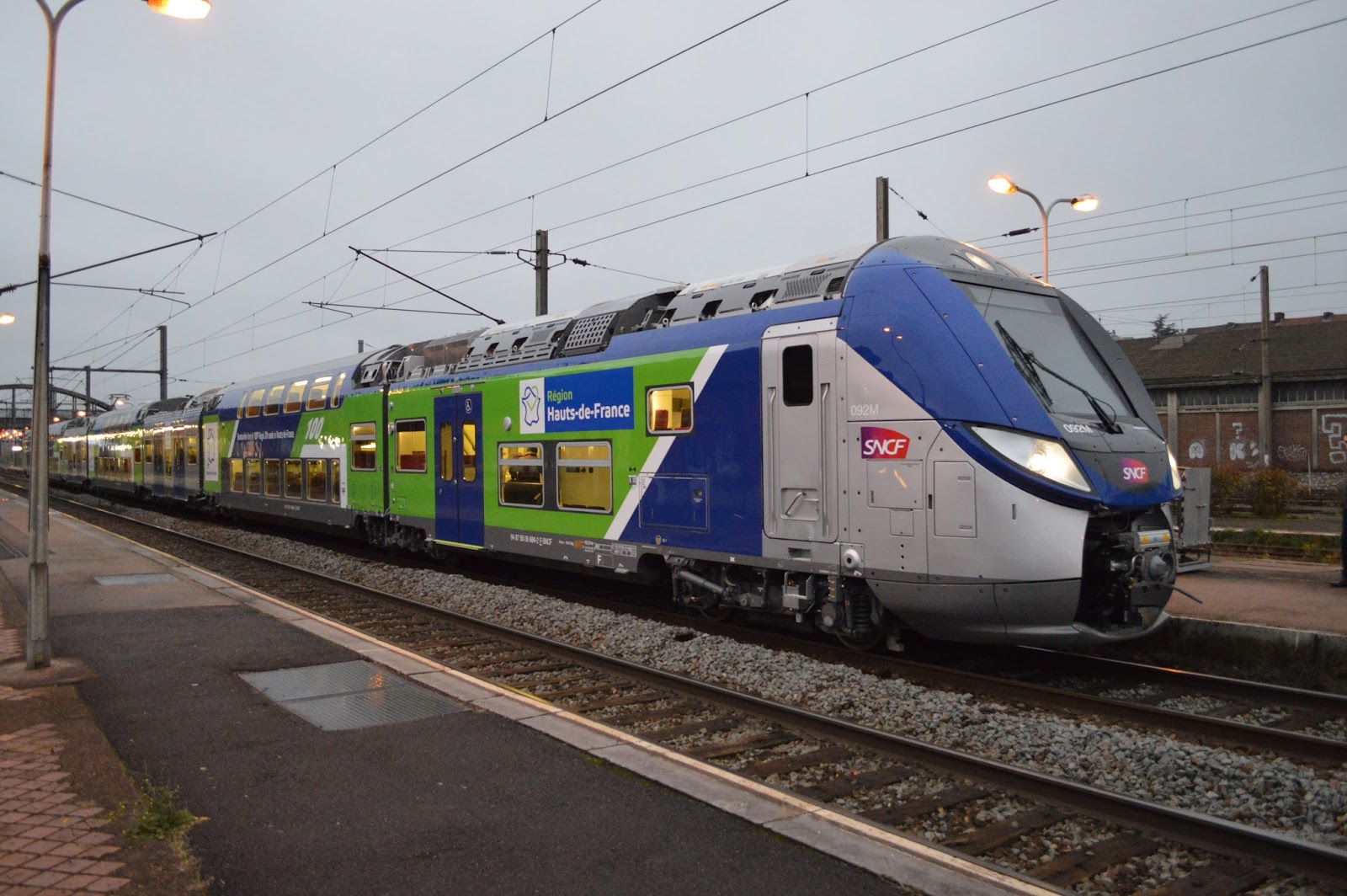 LA PASSION DU TRAIN: Regio2N en livrée Hauts de France à Hazebrouck ce ...
