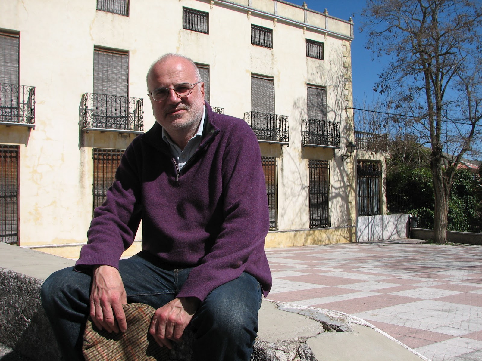 A mi manera: ENTREVISTA CON EL ESCRITOR MICHAEL JACOBS
